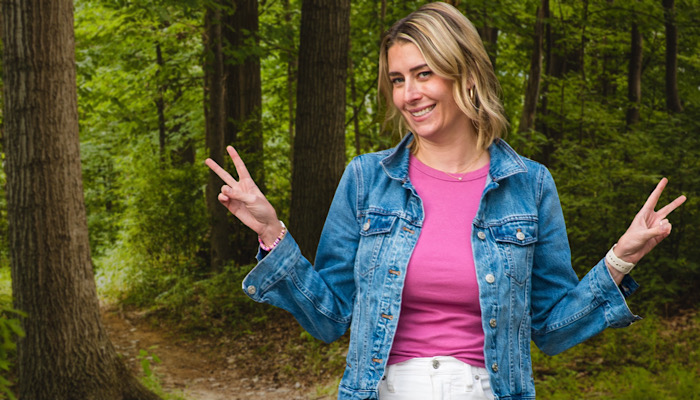 Herding cats and spinning yarns: Ali Simonson lets her bad side out to ...